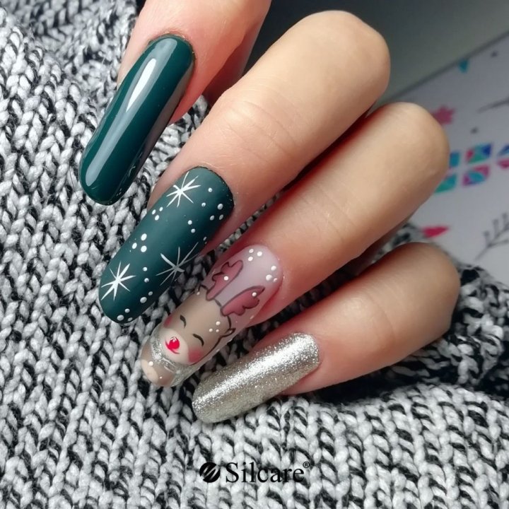 Trend: Vianočné nechty, dizajn nechtov na zimu | BLOG | aspira.sk